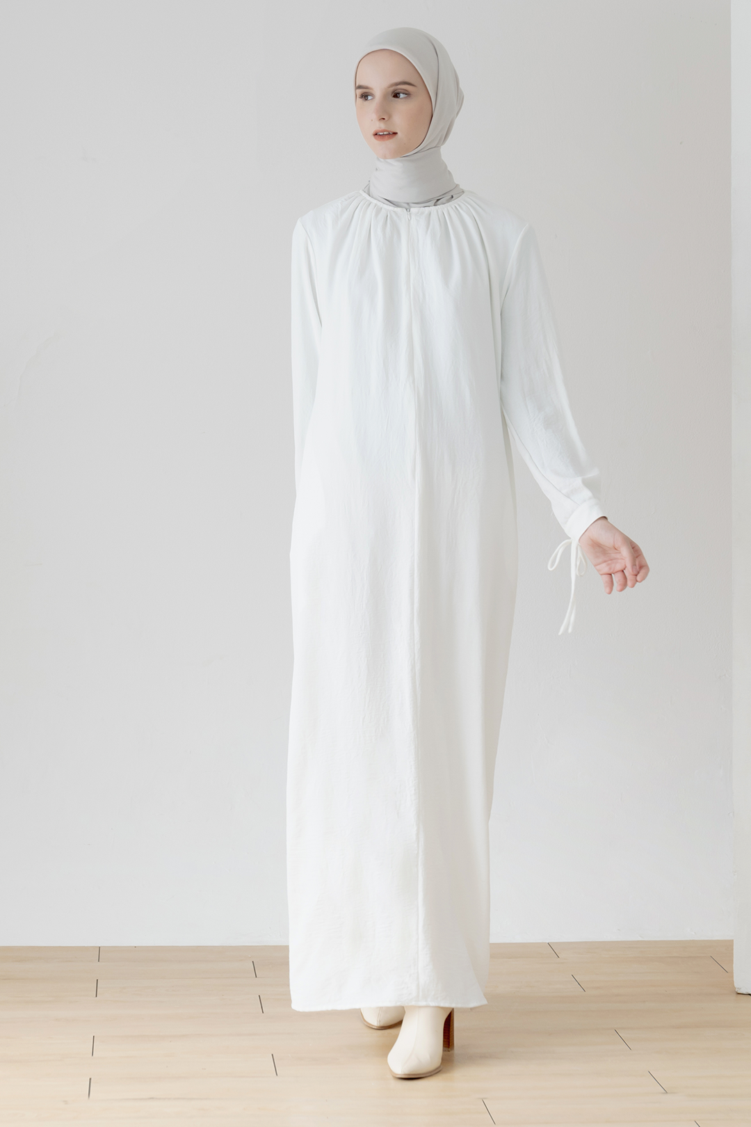 [DEFECT] Offwhite Khansa S