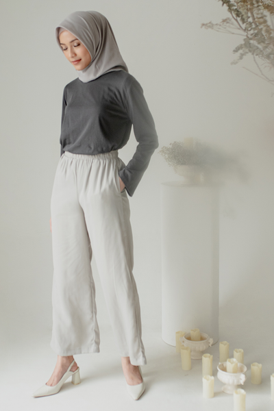 Grey Astaka – askalabel