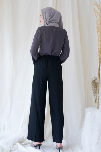 Black Astaka – askalabel